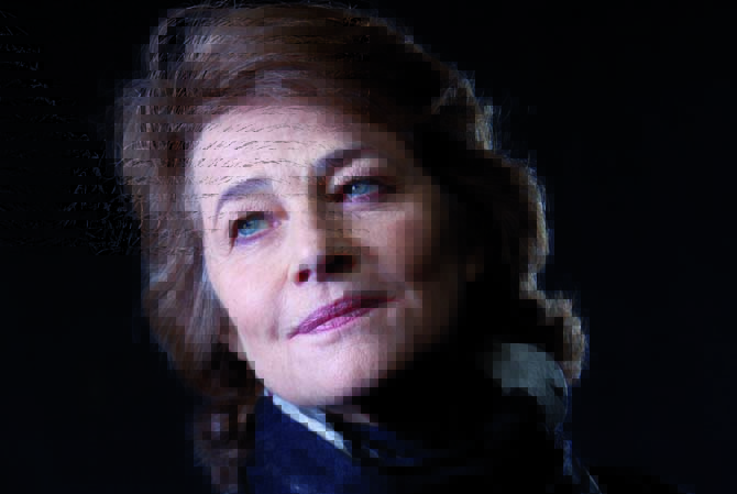 Portrait / Charlotte Rampling