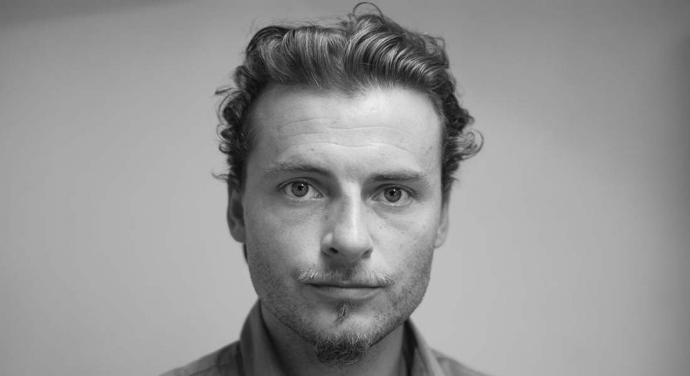 Marx et la Poupée de Maryam Madjidi, mis en scène par Raphaël France ...