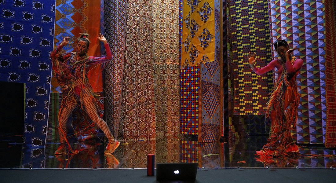 Hominal / Xaba de Marie-Caroline Hominal et Nelisiwe Xaba