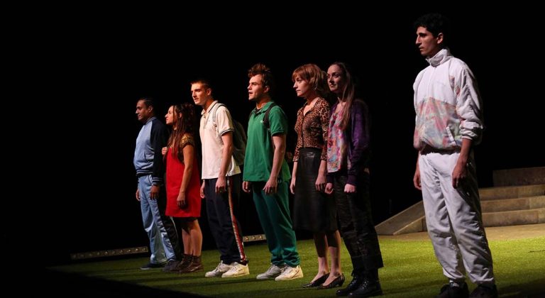 Hugo Roux adapte le roman Prix Goncourt 2018 Leurs enfants après eux