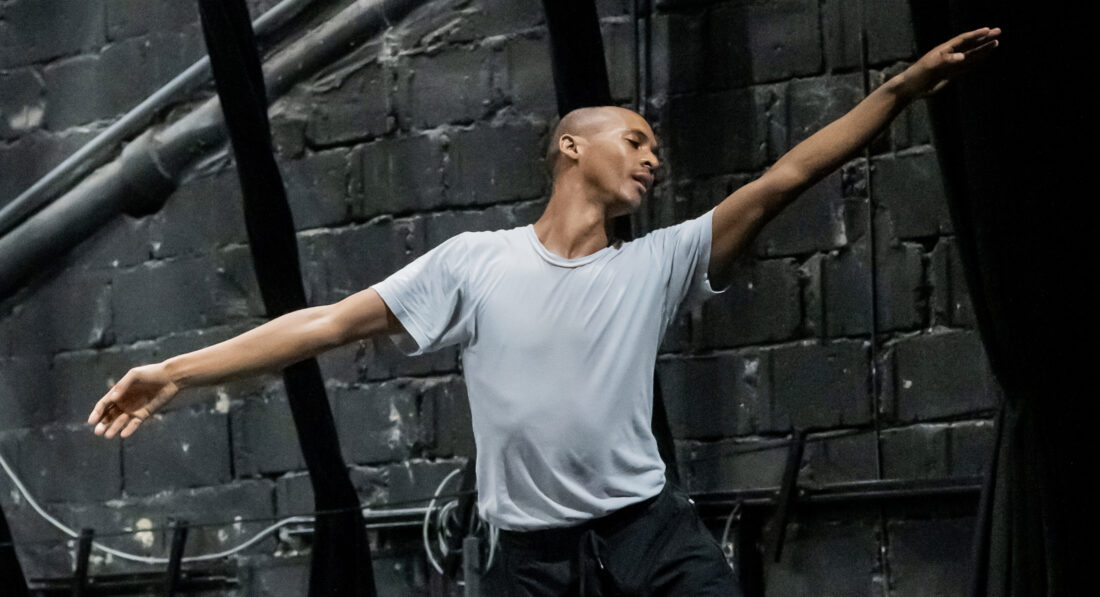 « Untitled (Nostalgia Act 3) » de Tiran Willemse